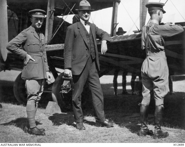 SIR ROSS MACPHERSON SMITH, CAPTAIN FRANK HURLEY AND SIR KEITH SMITH AT ...