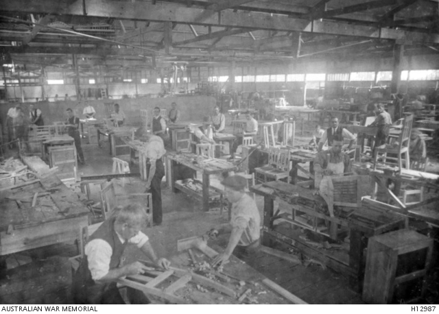 Edwardstown, South Australia. Returned soldiers from WW1 in a chair ...