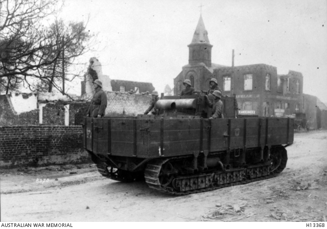 YPRES, FRANCE. 1918-05. AN A7V ÜBERLANDWAGEN TRACKED LORRY ENGAGED IN ...
