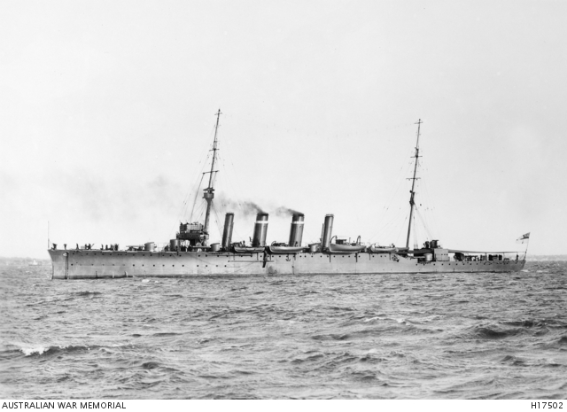 1913, PORT SIDE VIEW OF TOWN CLASS LIGHT CRUISER HMAS SYDNEY. (PRINT ...