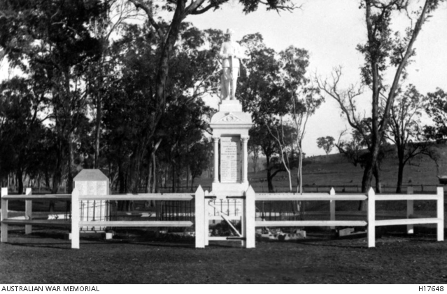 Cooyar, Qld. The Cooyar WW1 War Memorial soon after its completion ...