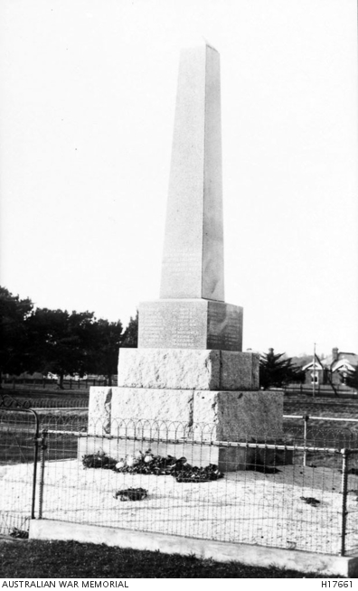 Longford, Victoria. A WWI War Memorial in a town park. | Australian War ...