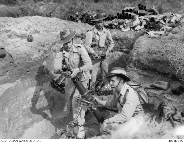 Three members of 3 Battalion, The Royal Australian Regiment (3RAR ...