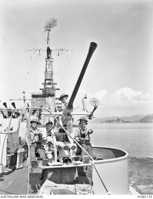 Unidentified four man crew of a Bofors anti aircraft gun aboard HMAS ...