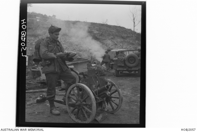 Korea. c. 1951. A Japanese 70mm Type 92 mountain gun captured by ...