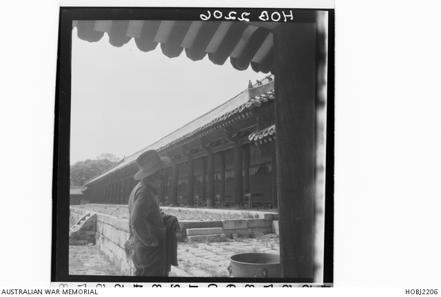 An unidentified soldier from the 3rd Battalion, The Royal Australian ...