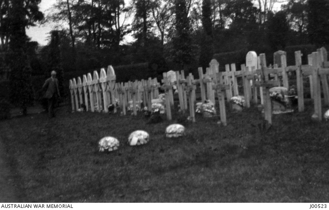 Australian and New Zealand graves in Comely Bank Cemetery in Edinburgh ...