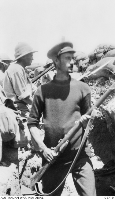 AUSTRALIAN LIGHT HORSEMEN IN THE TRENCHES ON WALKER'S RIDGE, ANZAC ...