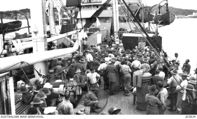SCENE ABOARD S.S. "PORT DARWIN" AT PORTSEA, VICTORIA. MEN WHO EMBARKED ...