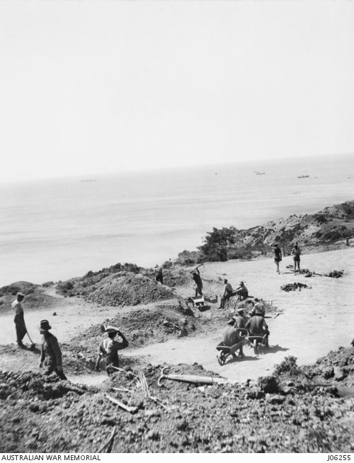 GALLIPOLI, TURKEY. THE EXTREME RIGHT OF SHELL GREEN, ANZAC, IN 1915-08 ...
