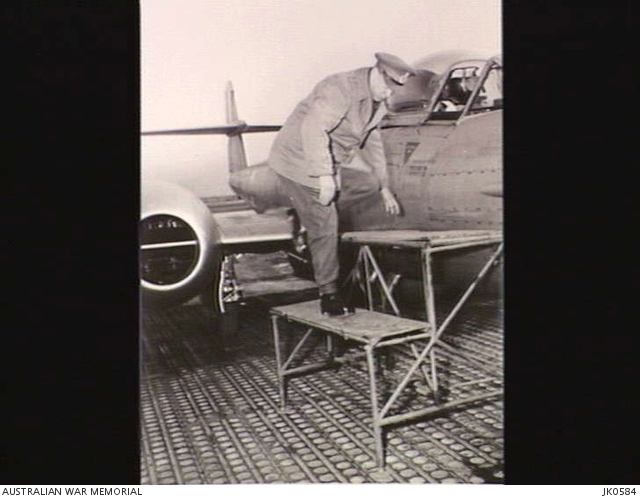 KIMPO, SOUTH KOREA. 1952-12. MAJOR GENERAL WEST, THE GENERAL OFFICER ...