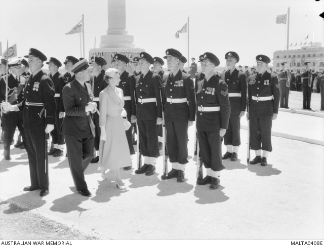 Her Royal Highness Queen Elizabeth II inspects the 78 Fighter Wing RAAF ...