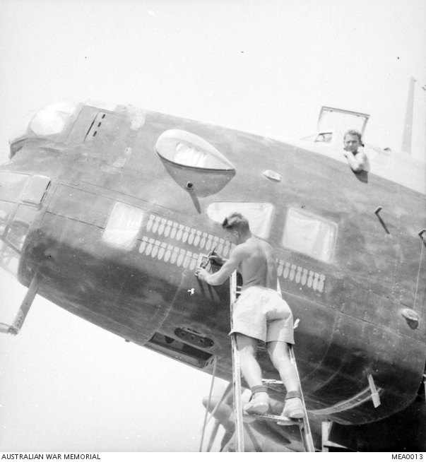 Western Desert. c. 1942. Ground crew member of No. 462 (Bomber ...