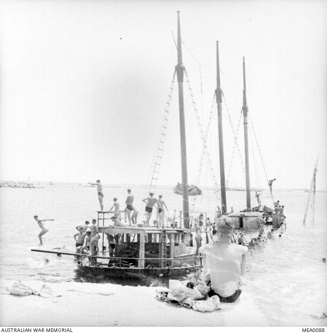 Zuara, Libya. c. March 1943. Men from the Desert Harassers No. 450 ...