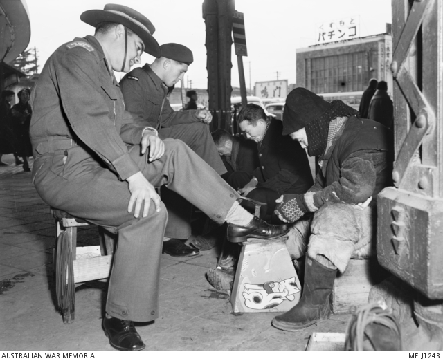To look the part for the day, 1410845 Private (Pte) Rex Herbert Stevens ...
