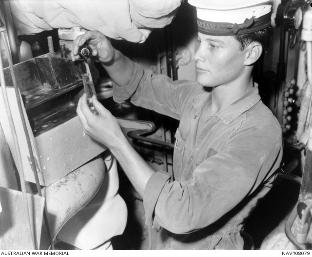 R59261 Engineering Mechanic Gary Doust tests the drinking water ...