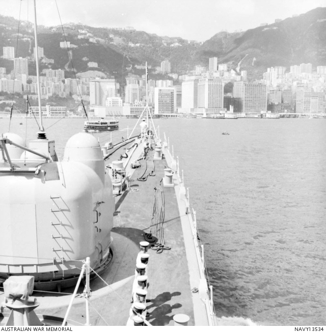 The Guided Missile Destroyer HMAS Hobart enters Hong Kong Harbour for a ...