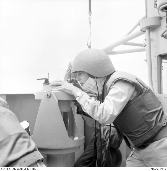The RAN destroyer HMAS Hobart (1965-2000), is participating in ...
