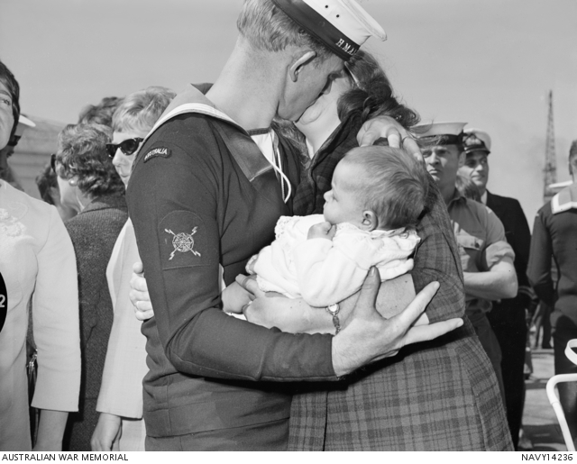 "Vampire's arrival from uptop." Leading Seaman Bill Crist, HMAS Vampire ...