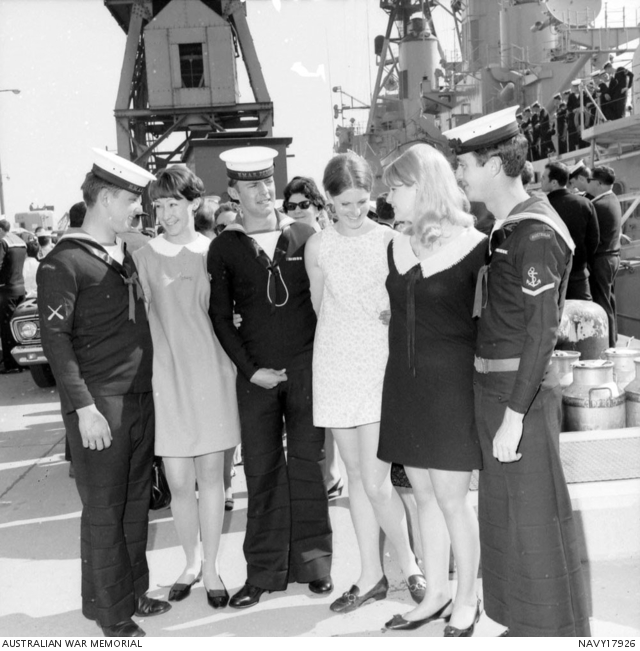 The Ran guided missile destroyer HMAS Perth (II) D38 is about to depart ...
