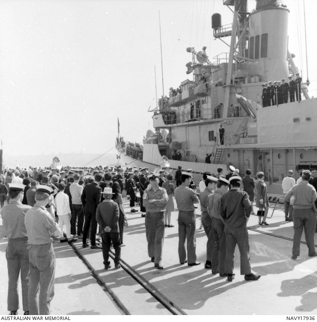 The Ran guided missile destroyer HMAS Perth (II) D38 is about to depart ...