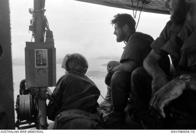 Unidentified members of the 7th Contingent of the RAN Clearance Diving ...