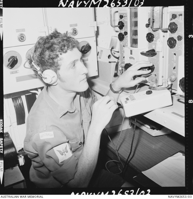 Crew member aboard HMAS Vampire. | Australian War Memorial