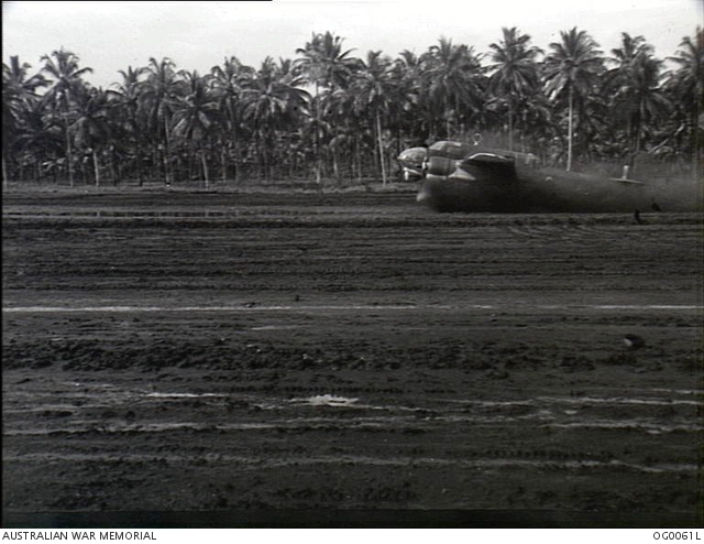MILNE BAY, PAPUA. C. 1942-10. A BEAUFORT BOMBER AIRCRAFT OF NO. 100 ...