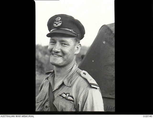 3406 Flying Officer (FO later Flight Lieutenant [Flt Lt]) Derrick ...