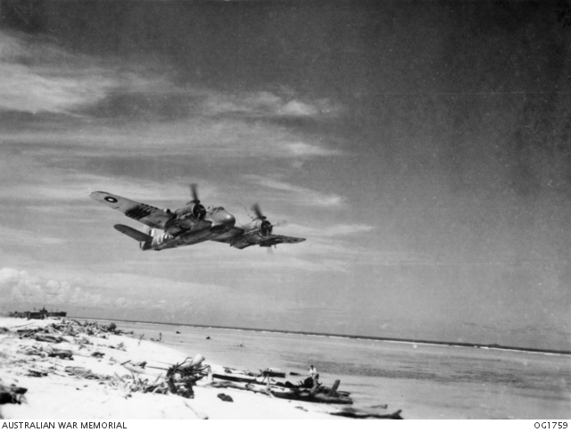 NOEMFOOR ISLAND, DUTCH NEW GUINEA. 1944-11-10. WITH ITS EIGHT DEADLY ...