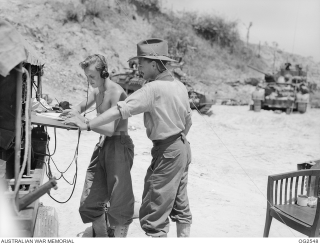 TARAKAN ISLAND, BORNEO. C. 1945-05-04. MEMBERS OF THE RAAF AIR SUPPORT ...