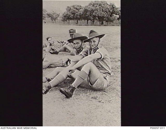 SYDNEY, NSW. 1941. PRIVATE NX67590 KEVIN COOK WITH PRIVATE FRANK ...