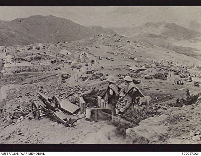 SIDI BARRANI, EGYPT. 1941. TENT AND VEHICLE LINES, PROBABLY OF THE 2/ ...