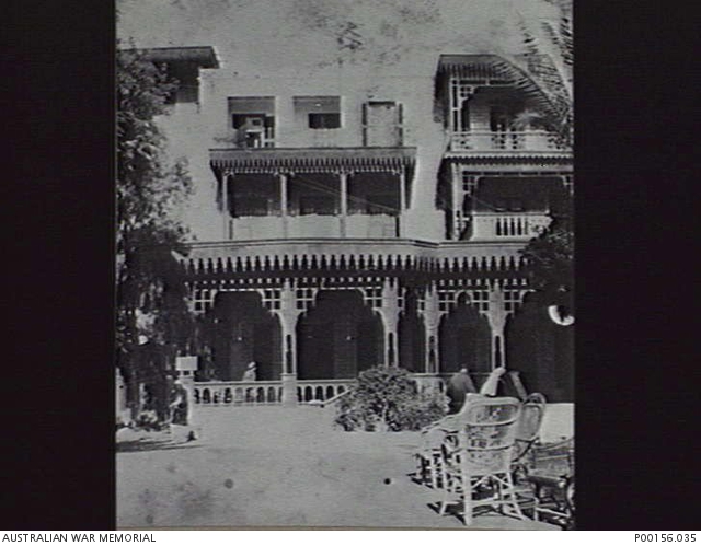 MENA, EGYPT. 1915. EXTERIOR OF MENA HOUSE, OCCUPIED AT THE TIME BY THE ...