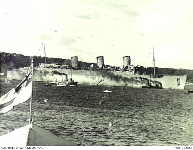 SYDNEY, NSW. 1939-45 WAR. THE QUEEN MARY, FIRST USED AS A TROOPSHIP IN ...