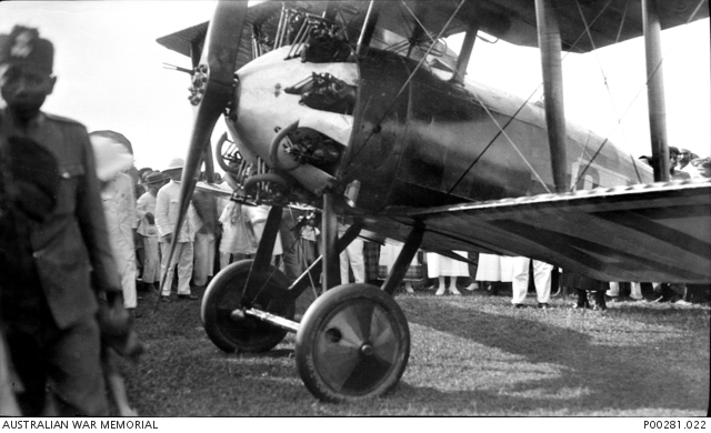 SINGAPORE, MID 1920. THE FIRST SINGLE ENGINED AEROPLANE FLIGHT FROM ...