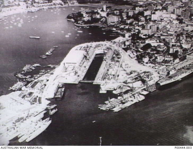 SYDNEY, NSW, C. 1951. AERIAL PHOTOGRAPH OF CAPTAIN COOK GRAVING DOCK ...