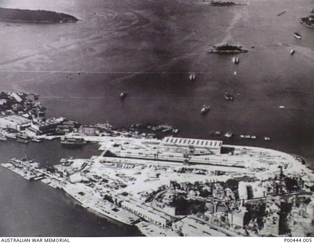 SYDNEY, NSW, C. 1951. AERIAL PHOTOGRAPH OF CAPTAIN COOK GRAVING DOCK ...