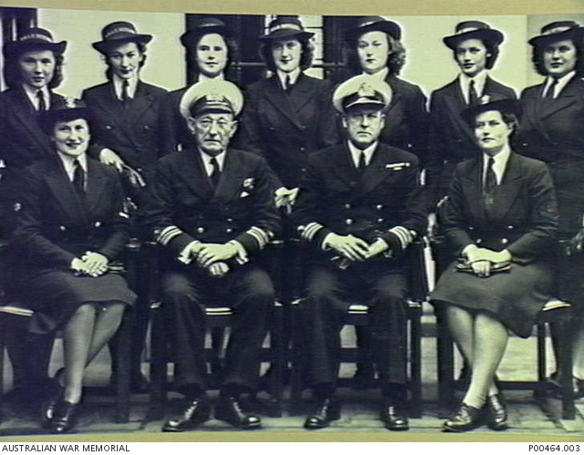 HMAS KUTTABUL, SYDNEY, 1946-05-17. GROUP PHOTOGRAPH OF PERSONNEL AT ...
