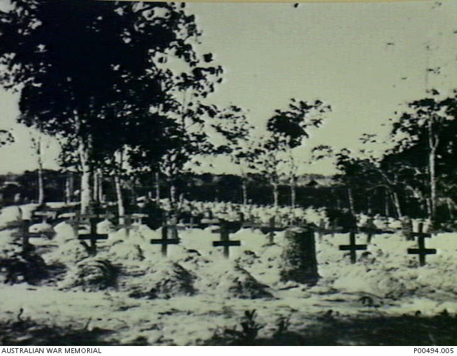 KUCHING, BORNEO, 1945. AUSTRALIAN GRAVES. | Australian War Memorial