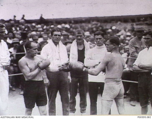 HOLSWORTHY INTERNMENT CAMP, NSW, C.1916. INTERNEES' BOXING MATCH FOR ...