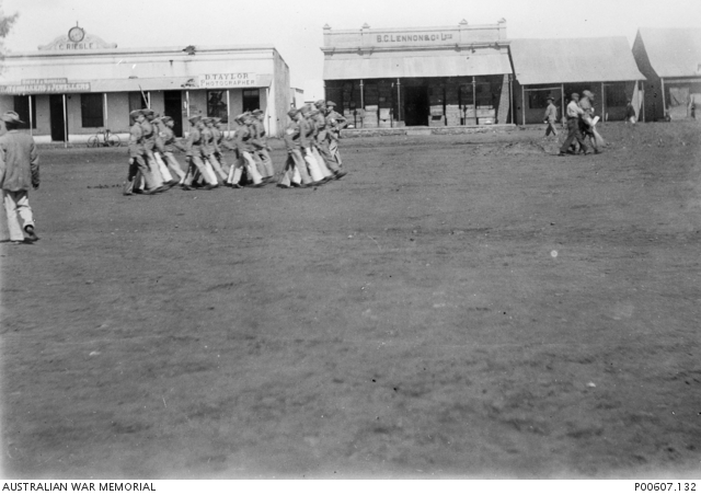 MAFEKING, SOUTH AFRICA, C. 1900. UNIFORMED MEMBERS OF THE MAFEKING BOYS ...