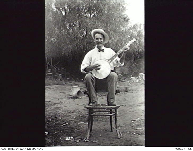 MAFEKING, SOUTH AFRICA, C. 1900. MR ALDRED, POSSIBLY A NEWSPAPER ...