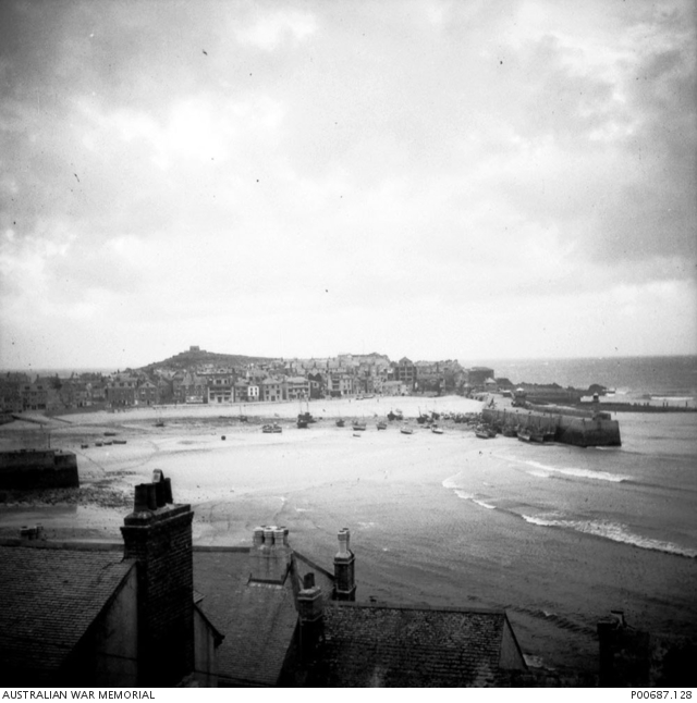 ST. IVES, CORNWALL, ENGLAND, 1944-11. VIEW OF TOWN AND HARBOUR ...