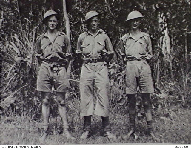 PORTUGUESE TIMOR. 1942. THREE MEMBERS OF THE 2/2ND INDEPENDENT COMPANY ...