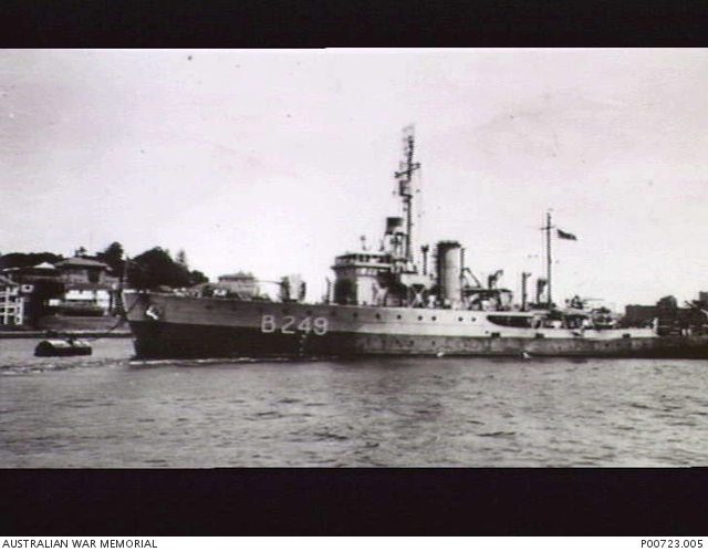 SYDNEY HARBOUR, C 1945. HMAS PIRIE. DONOR G.D. DAVIS | Australian War ...