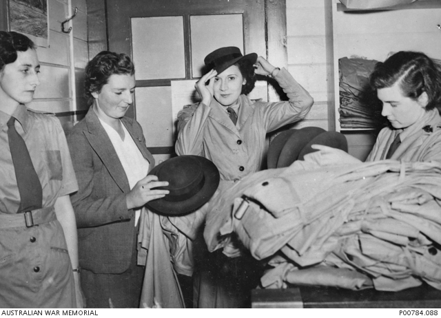 c. 1944. New recruits with the Australian Women's Army Service (AWAS ...