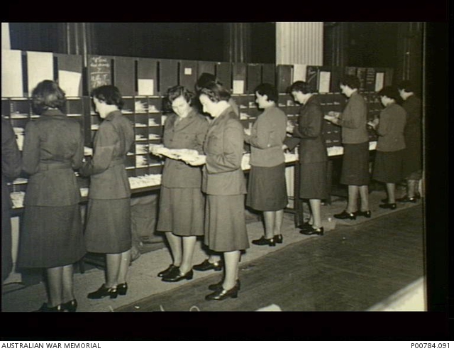 c. 1944. A row of members of the Australian Women's Army Service (AWAS ...