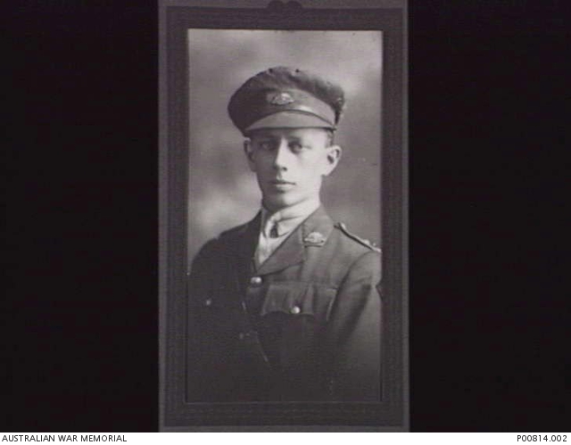 LIVERPOOL, NSW, C. 1914-1918. PORTRAIT OF CAPTAIN WILLIAM LYELL ...