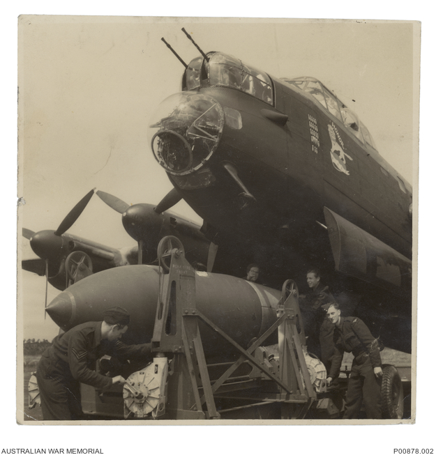 BINBROOK ?, ENGLAND. C.1945-06. MEMBERS OF 460 SQUADRON RAAF LOAD A ...
